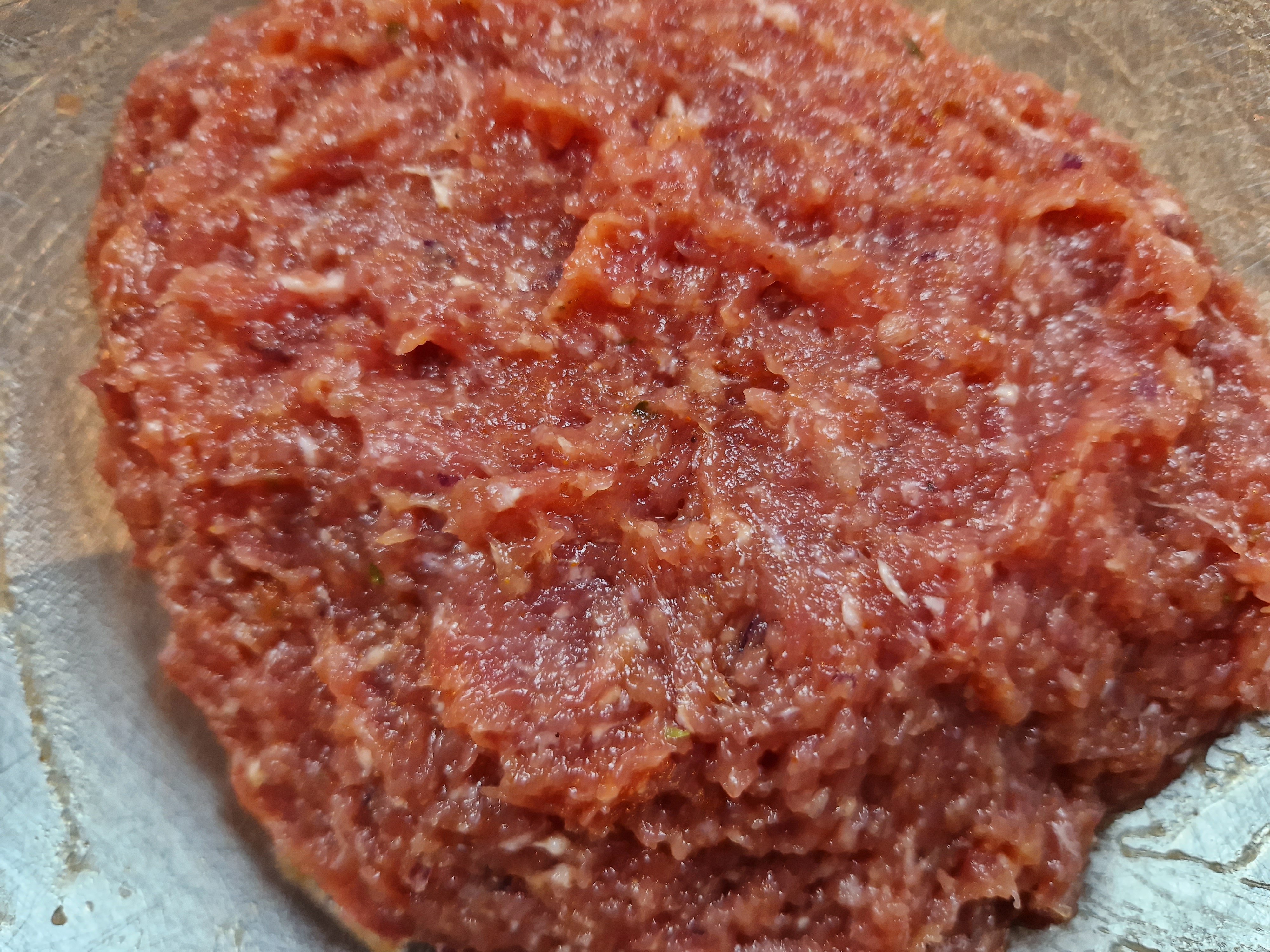 Ar gaļu pildītas kartupeļu pankūkas baltkrievu gaumē "kolduni"